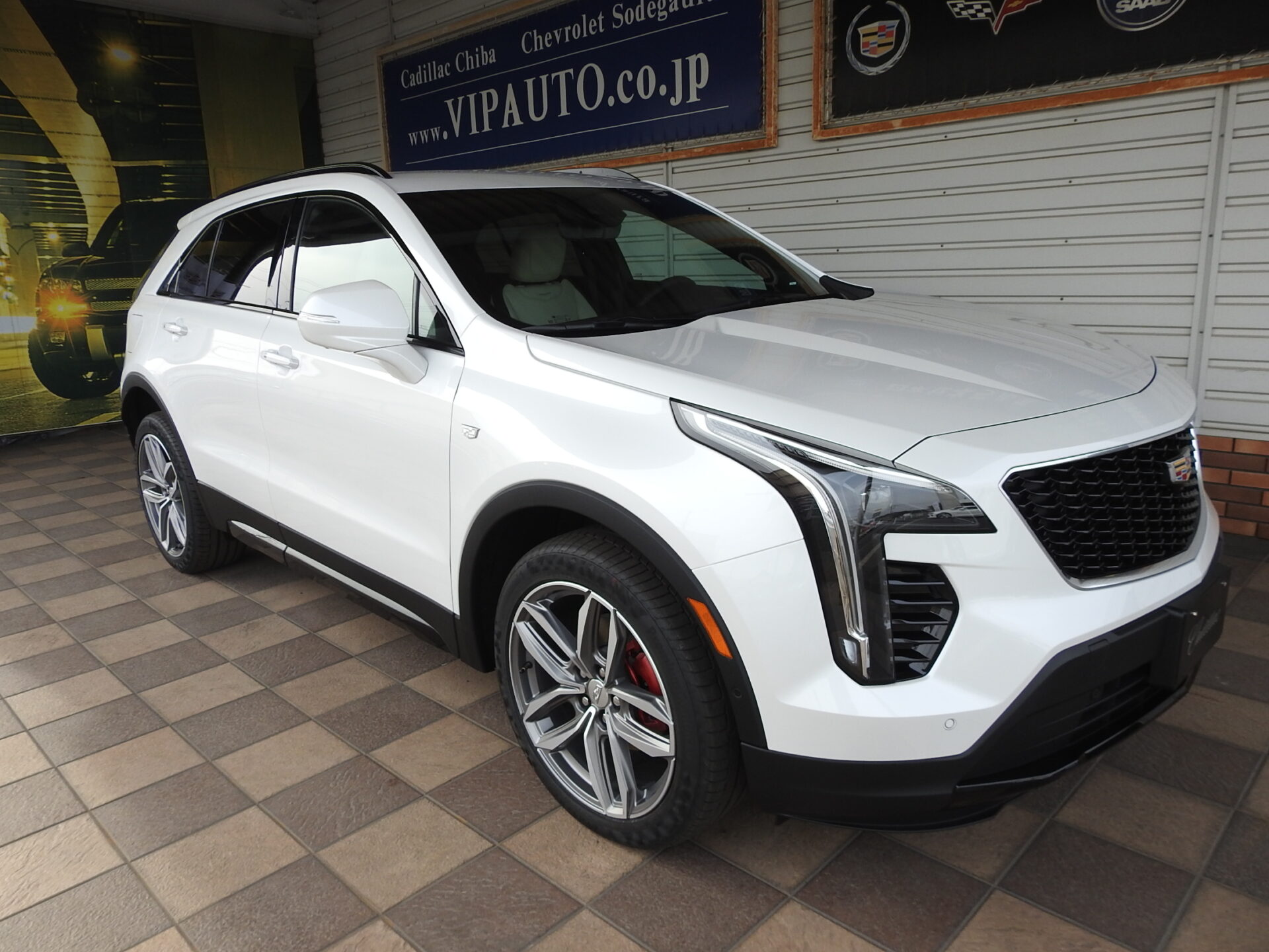 毎日が、試乗会！！新型キャデラックXT4 CT5 | ビップオート